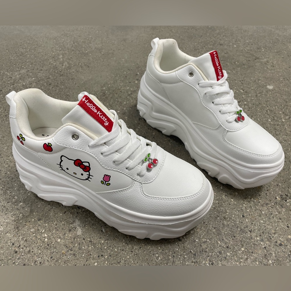 Hello Kitty Chunky Platform Tennis Shoes Size 10 Euc - Gem